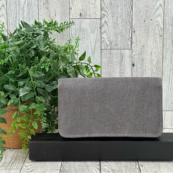 Goodfellow & Co | Bags | Goodfellow Co Bifold Wallet | Poshmark